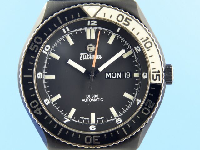 Tutima Military DI 300 Black Dial - 629